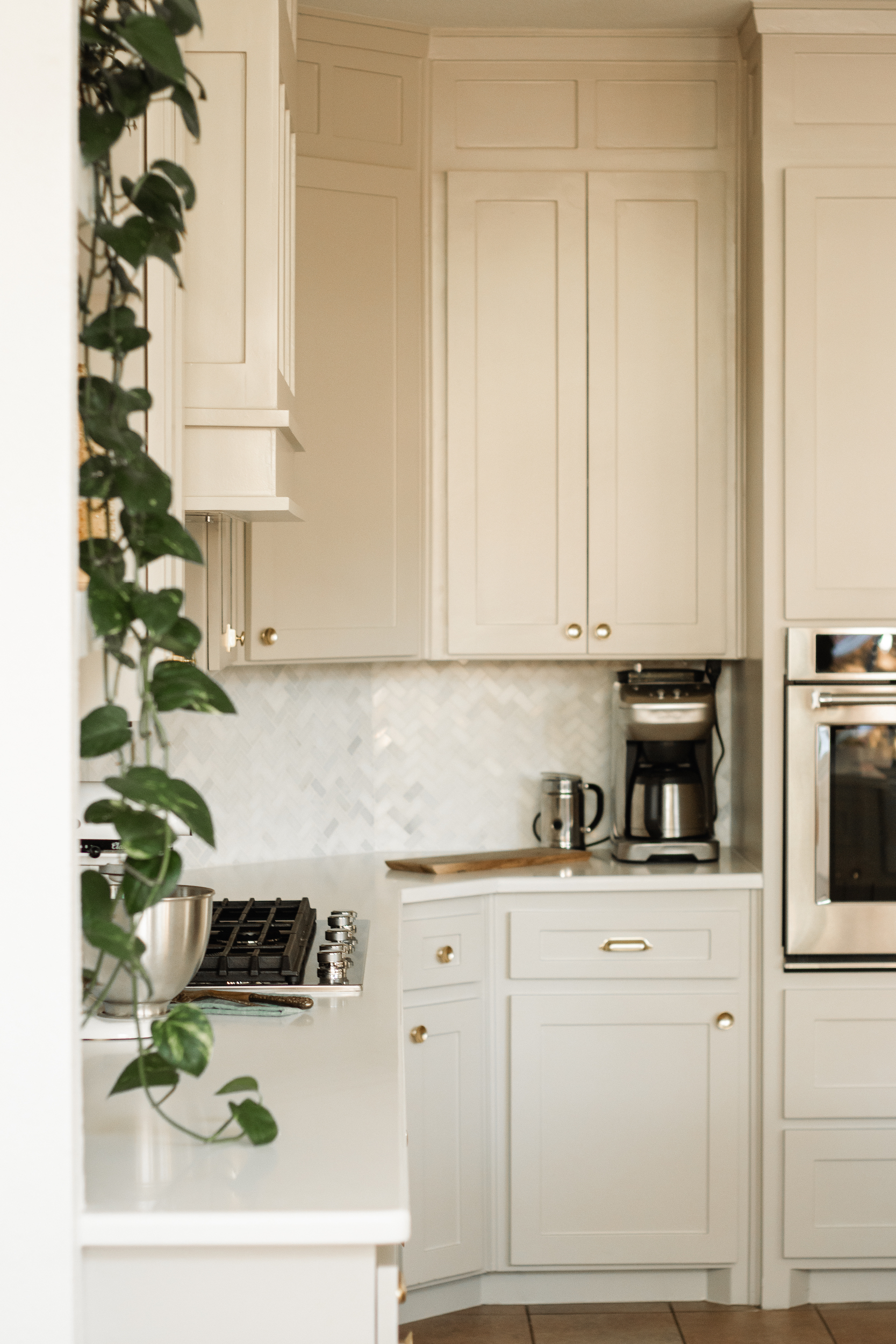 OUR TRADITIONAL 90’s KITCHEN RENOVATION